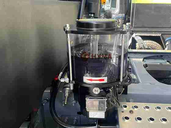 Automatic Grease System For Trucks - Hyma