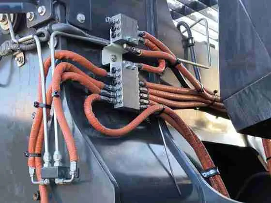 Progressive Distributor - Grease Distributor Block Manufacturer